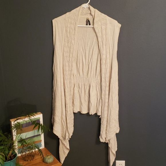 Atmosphere | Tops | Atmosphere Cream Cardigan Xlxxl | Poshmark